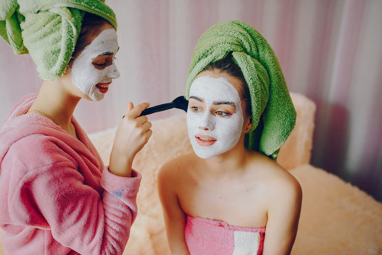 Best clay masks for acne - 2025 | MDacne
